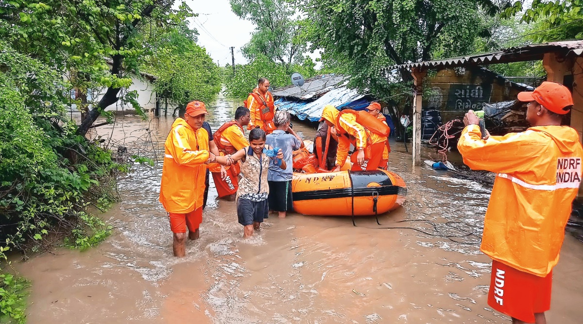 Heavy rain batters Gujarat for 5th straight day, toll 43 since July 7 ...