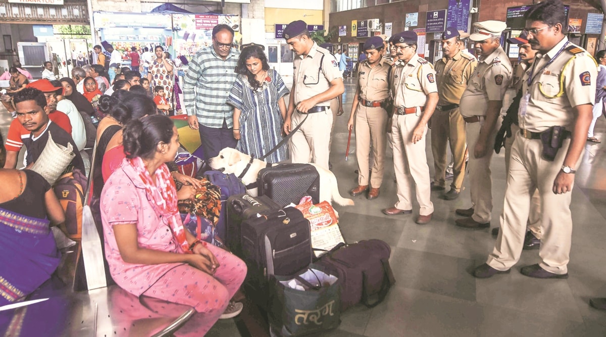 Mumbai put on alert as police get 26/11-like attack threat | Mumbai ...