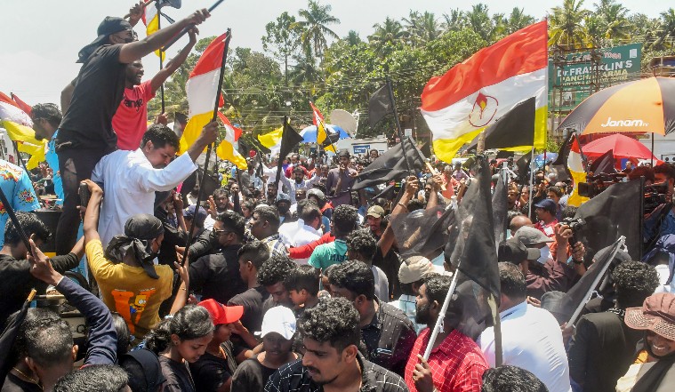 As parties hedge, Church backs fishermen’s protest against Adani port ...