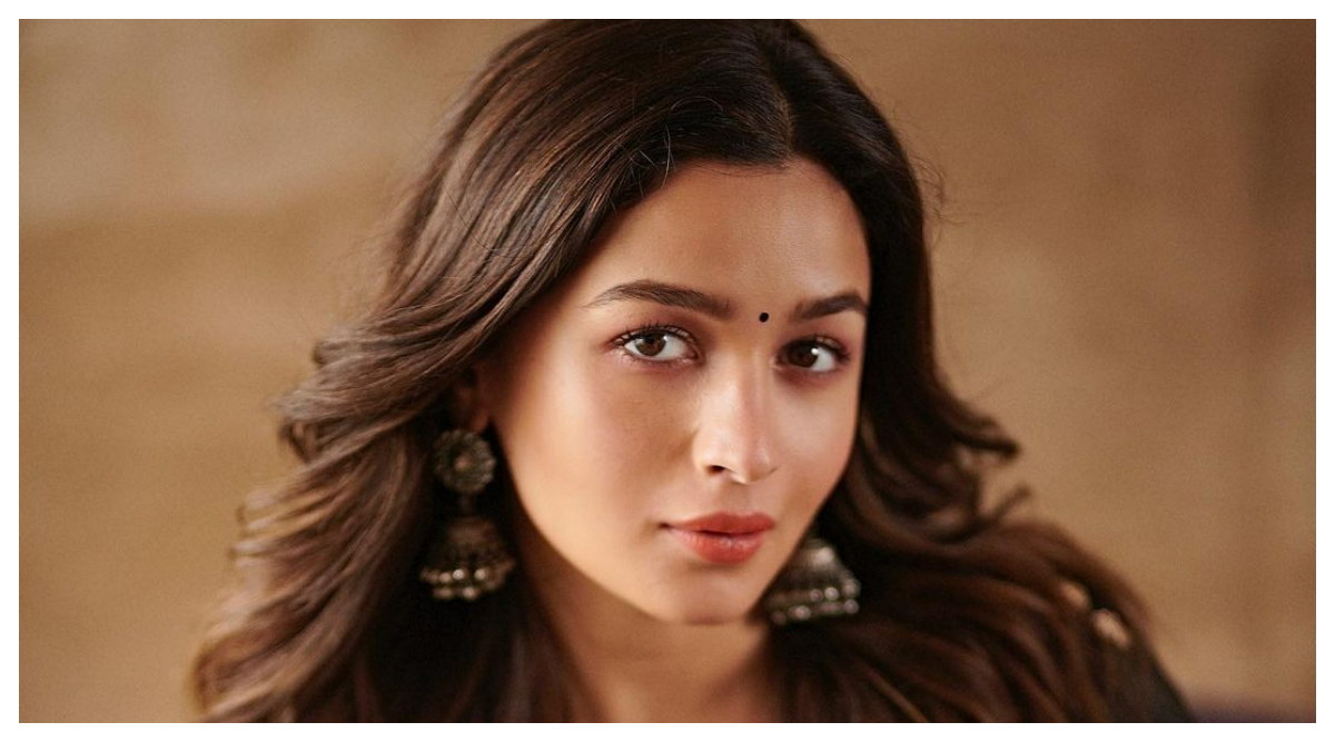 Alia Bhatt says she loves ‘unintelligent’ tag, questions bookish ...