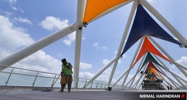 Ahmedabad: Atal Bridge set to open for public tomorrow, preparations in ...