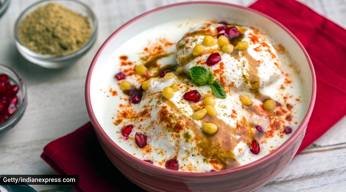 This cooking hack will help make the shape of dahi vadas ‘more definite ...
