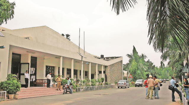 PEC has shortage of faculty: Institute director to Advisor | Chandigarh ...