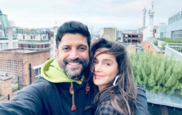 Shibani Dandekar turns 42: Revisiting her love story with Farhan Akhtar ...