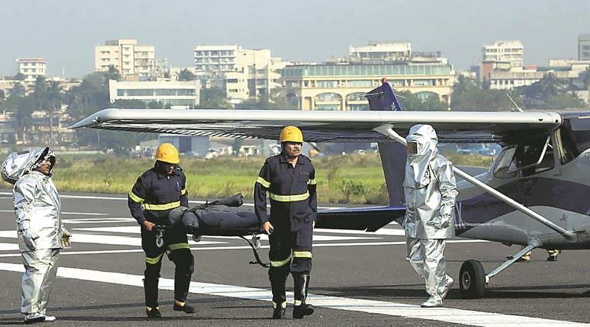 Mumbai: Coast Guard seeks nod for helibase at Juhu airport | Mumbai ...