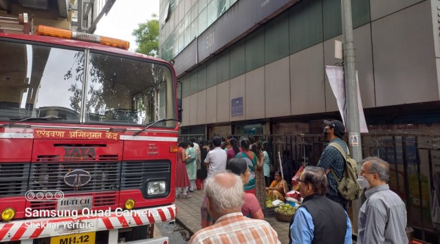SBI Karve Road branch vacated after fan in basement catches fire | Pune ...