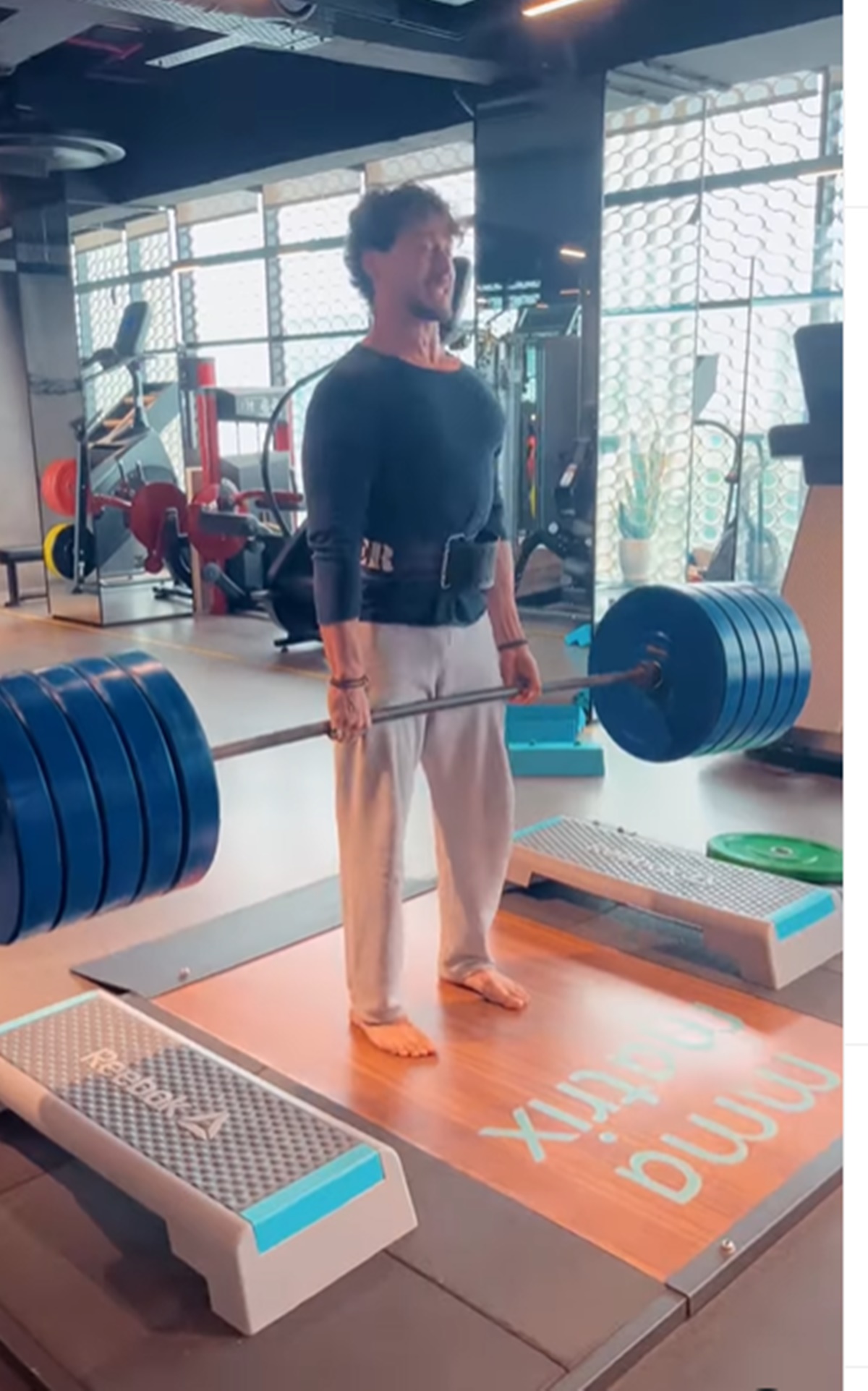 Watch: Tiger Shroff flexes his back muscles (and makes them pop) with ...