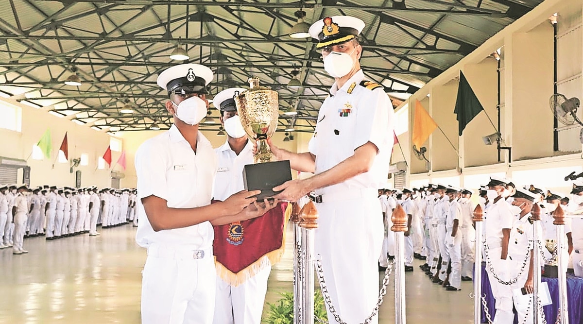 Trainee sailors complete mechanic course at INS Shivaji | Pune News ...