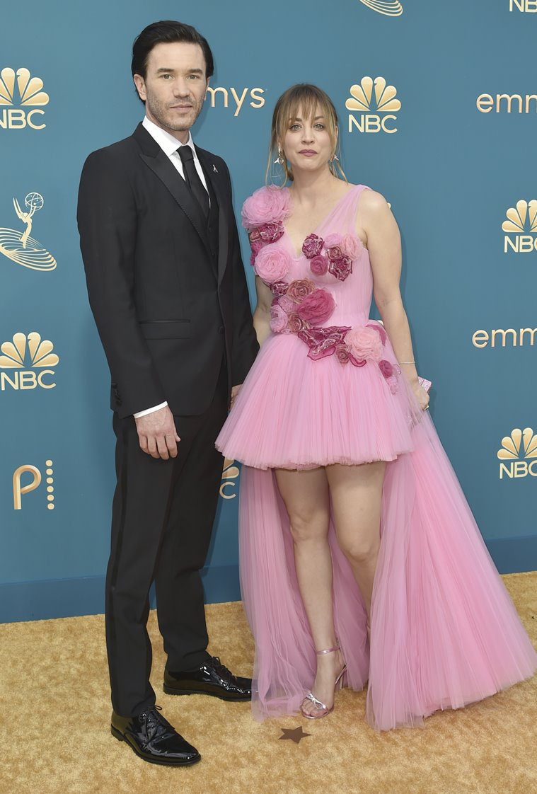Goddess gowns, Old Hollywood glam and pink rule Emmy carpet | Lifestyle ...