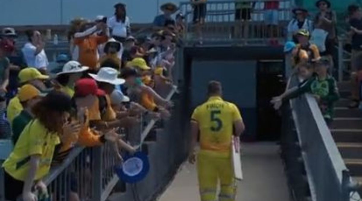 Watch: Aaron Finch walks off to a standing ovation in his last ODI ...