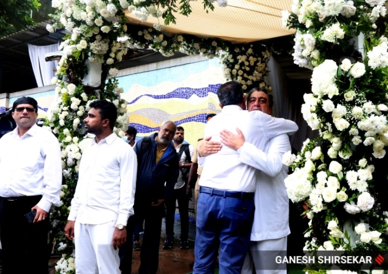 Cyrus Mistry cremated in Mumbai; Simone Tata, Anil Ambani attend ...