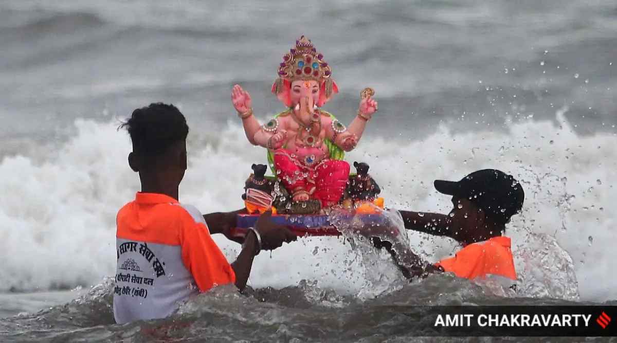 Mumbai Police cautions against posting pics of half-dissolved idols ...