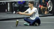 Laver Cup Match Briefly Halted After Protester Sets Arm On Fire On Laver Cup Match Briefly Halted After Protester Sets Arm On Fire On