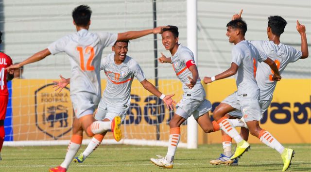India pip Bangladesh, book spot in SAFF U-17 C’ship final | Football ...