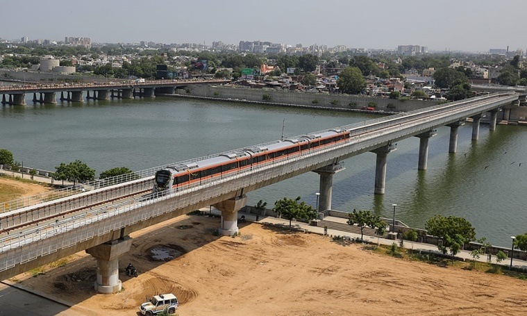 Launching 32km metro line in one go a record: PM Modi after ...
