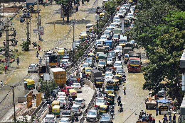 Traffic snarls, boats on roads: Bengaluru flooded for second time in a ...