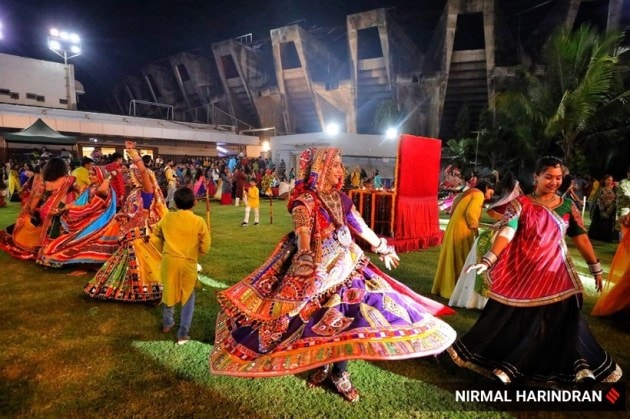 After two years of Covid lull, Ahmedabad revels in Garba celebrations ...