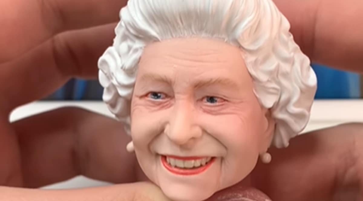 Watch: The making of a mini 3D clay model of Queen Elizabeth II