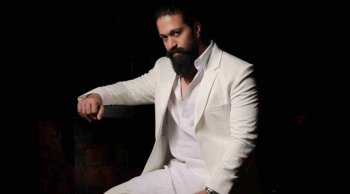 Yash looks intense in new photo, actor says ‘I own the dark’ | Regional ...