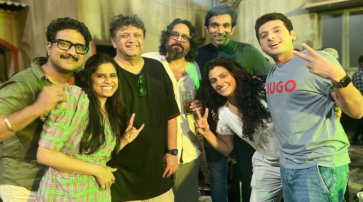Pratik Gandhi, Divyenndu Sharma and Saiyami Kher wrap shooting for Agni ...