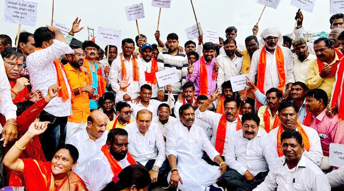 Sena’s Thackeray faction stages agitation demanding construction of ...