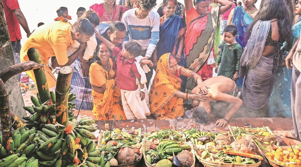 Mamata Banerjee inspects Chhath preparations: ‘Stay cautious from those ... Mamata Banerjee inspects Chhath preparations: ‘Stay cautious from those ...