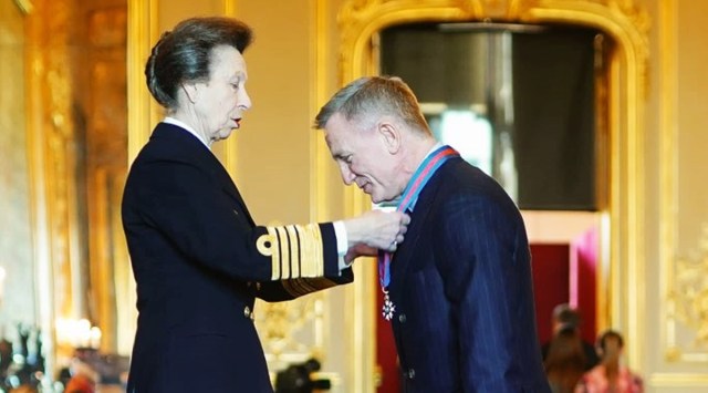 Daniel Craig receives same royal honour as his former on-screen avatar ...