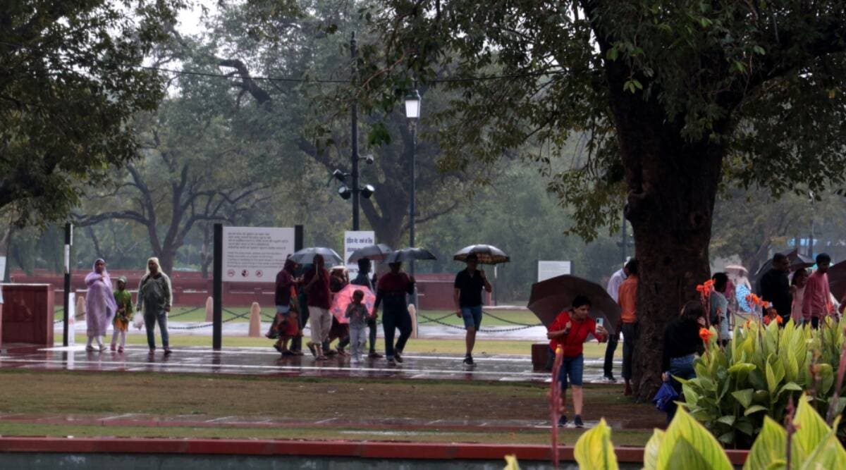 Delhi weather: Rain expected throughout the day in city today as well ...