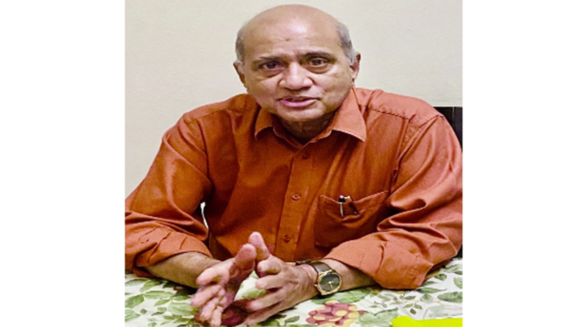 After 25 years of many heart surgeries and cancer, this doctor lives to ...