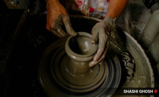 In photos: As Diwali nears, this pottery village in West Bengal is ...