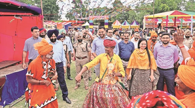Punjab: 10-day Saras Mela kickstarts on a grand note in Sangrur ...