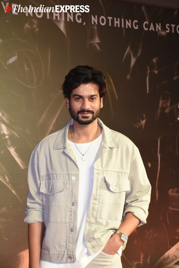 Deepika Padukone, Vidya Balan, Kiara Advani and others attend Chhello ...