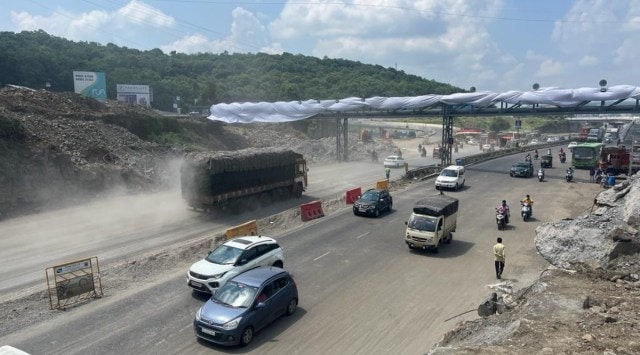 Traffic on Mumbai-Bengaluru highway resumes after Pune’s Chandani Chowk ...