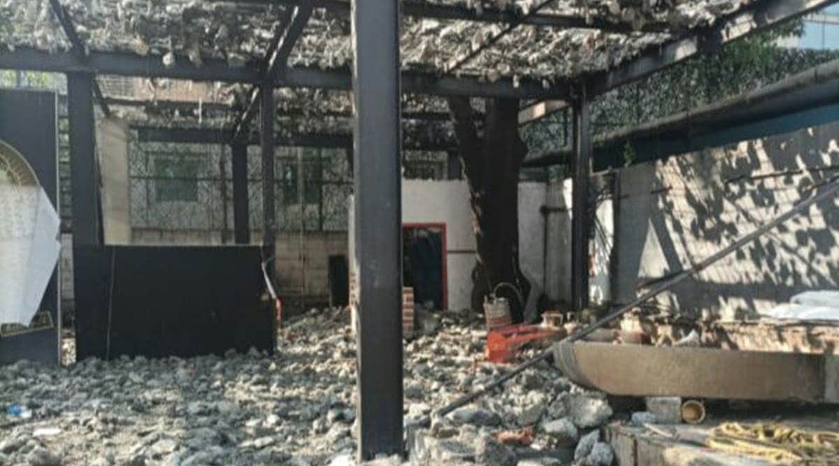 Bengaluru: Two killed, three injured after building roof collapses ...