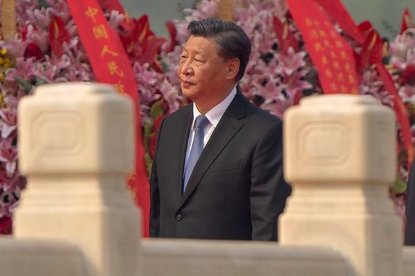 Red Dynasty-Yellow Emperors: Xi Sets China on Long March to a New Era ...