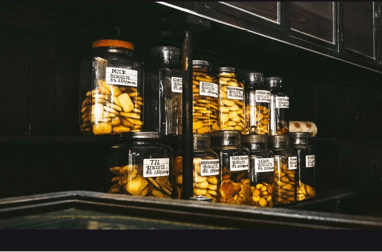 Bun maska and berry pulao: The history of Mumbai’s Irani cafes ...