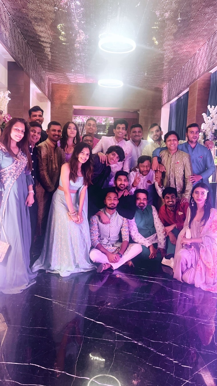 Palak Muchhal ties the knot with Mithoon Sharma; Sonu Nigam, Smriti ...
