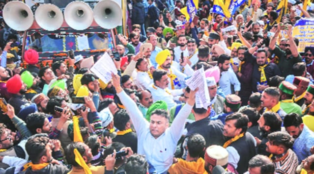 Punjab teachers’ protest forces Kejriwal to leave speech midway ...