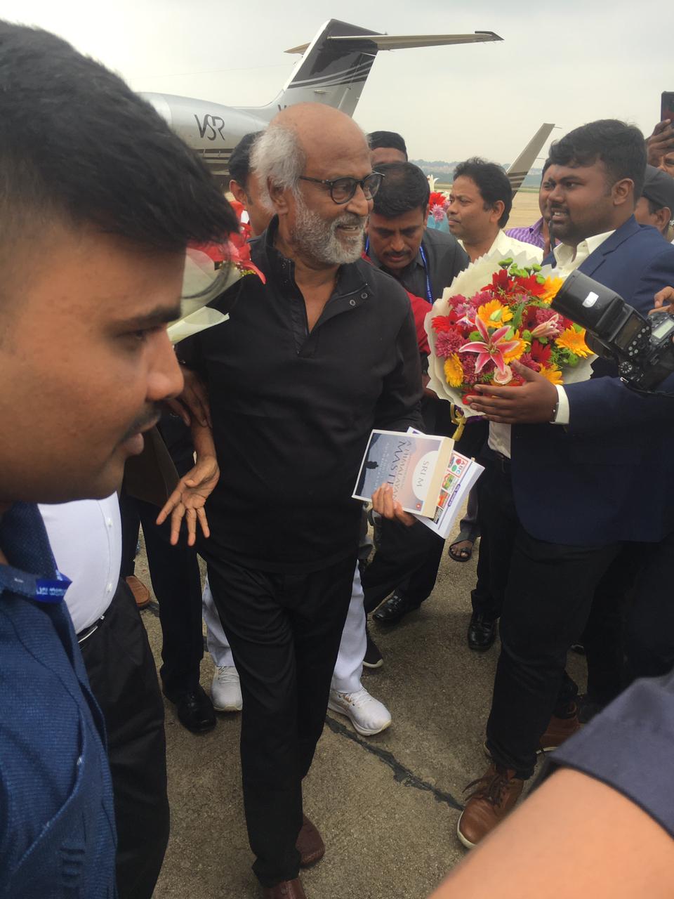 Rajinikanth arrives in Bengaluru to attend Puneeth Rajkumar’s Karnataka ...