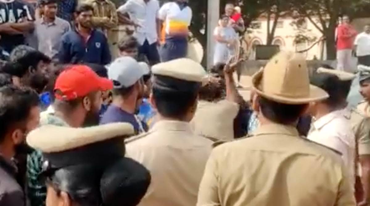Police officer slaps job aspirant who came to meet Karnataka Home ...