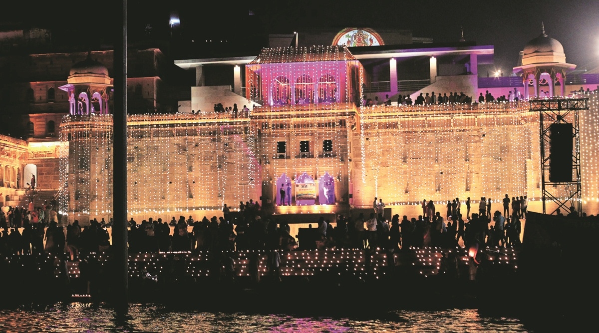Varanasi shines from light of 21 lakh lamps on Dev Deepawali | Lucknow ...