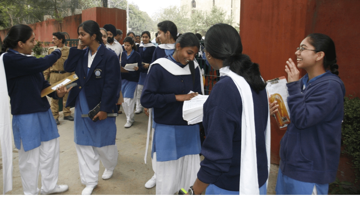 CBSE Board Exams: 40% competency based questions in Class 10th, 30% in ...