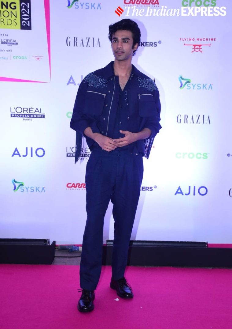Janhvi Kapoor, Karan Johar, Tejasswi Prakash, Vicky Kaushal glam up the ...