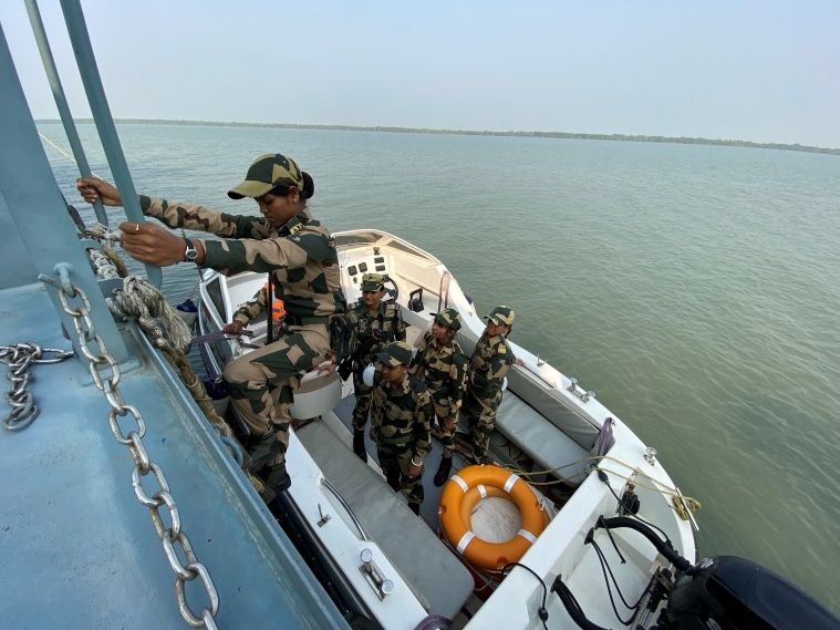Along the Indo-Bangladesh border, a first-of-its-kind floating border ...