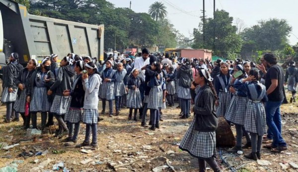 Fire breaks out at factory in Pune’s Akurdi, 400 students evacuated from school nearby | Pune ...