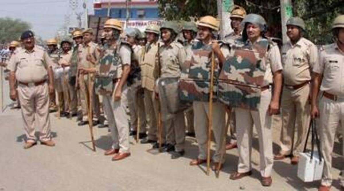 Protestors lathi charged as Ludhiana Municipal Corporation carries out ...