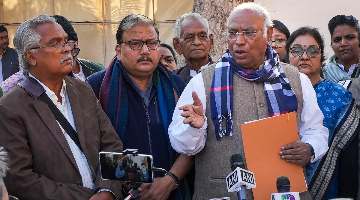 Chinese glasses cover red eye of Modi govt: Kharge accuses Centre of ...