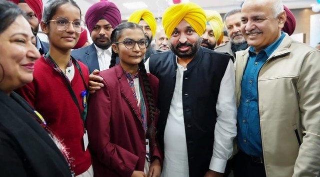 Mega PTM held across Punjab, over 20,000 schools, 10 lakh parents ...