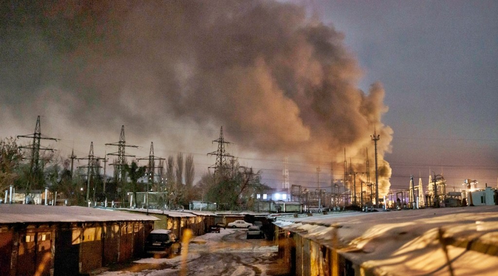 In Ukraine Kyiv Residents Told To Head To Air Raid Shelters As Sirens