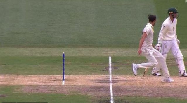 ‘Stay in your crease, it’s not that hard!’: A livid Mitchell Starc ...